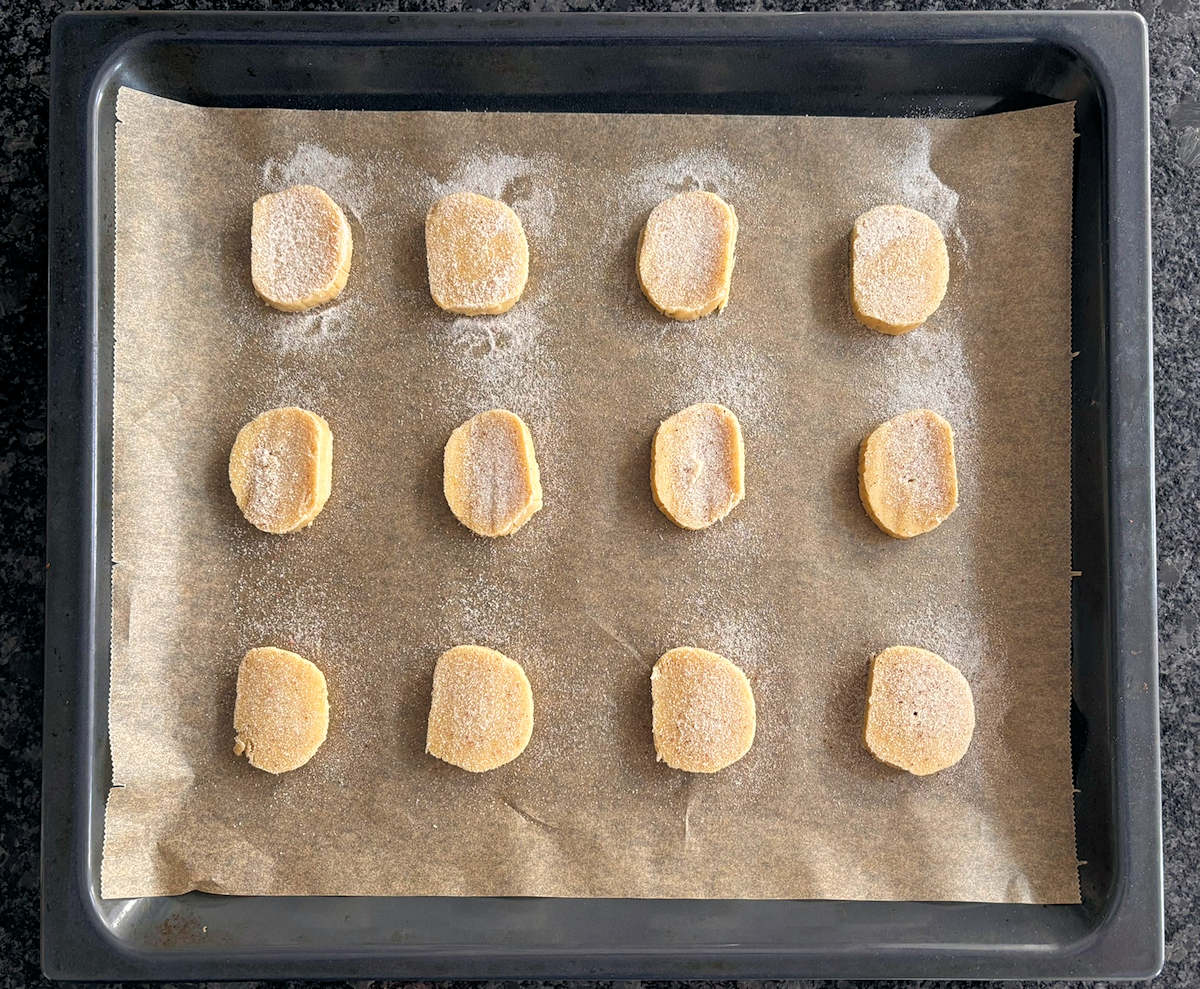 Sumac And Cardamom Shortbread | Recipe | Cuisine Fiend